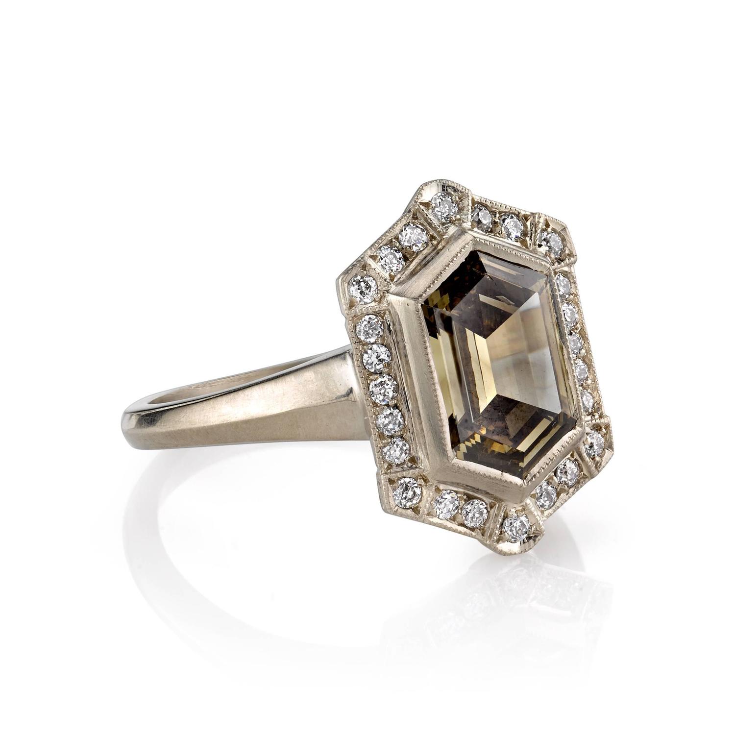 Golden Brown Lozenge Cut Diamond Gold Ring For Sale at 1stdibs