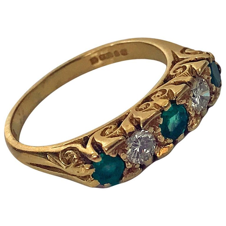 Classic English Diamond Emerald Carved Gold Ring at 1stDibs