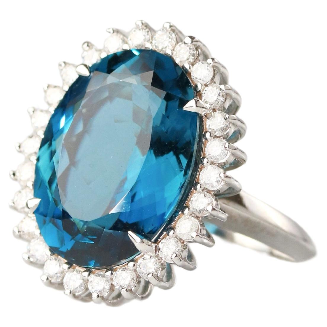 London Lady Ring with Diamond - 18K Solid Gold - London Topaz For Sale ...