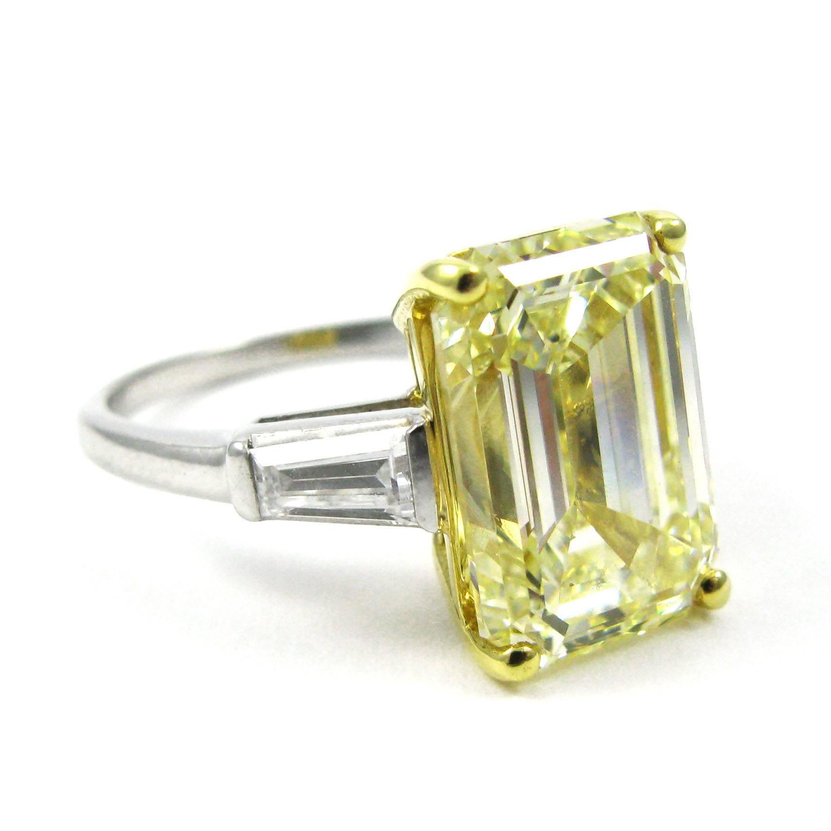 GIA Cert 6.69 Carat Fancy Yellow Emerald Cut Classic Diamond Ring at ...