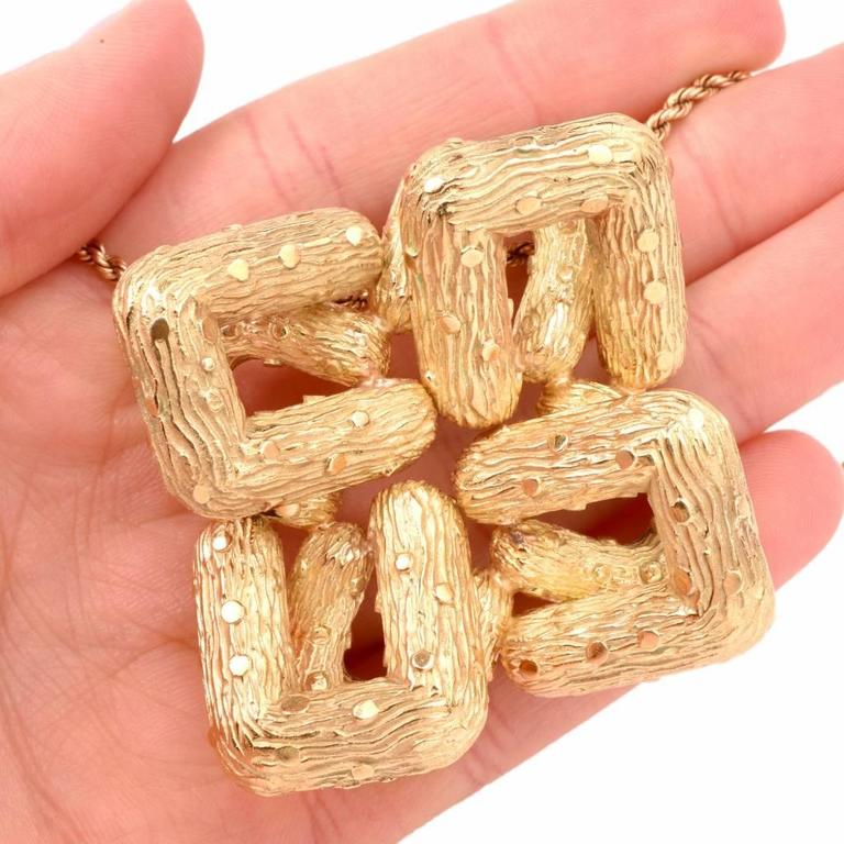 1970s Stylish Heavy Bold Textured Gold Design Pendant For Sale at 1stDibs