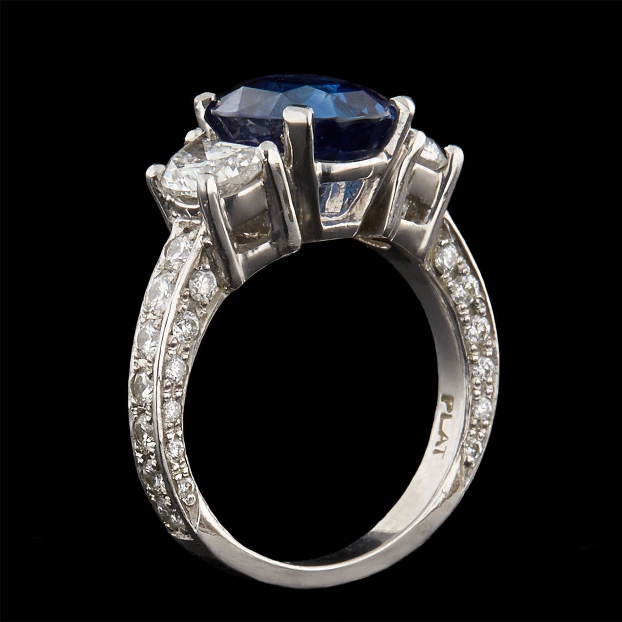 Vivid No Heat Madagascar Blue Sapphire Diamond Ring at 1stDibs