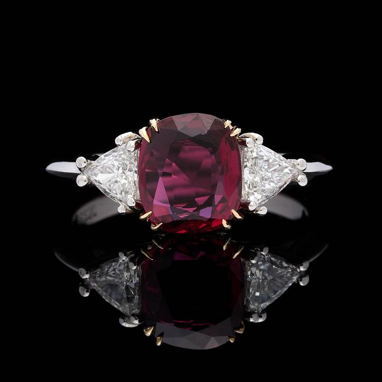 2.04 Carat Ruby Cushion Cut Diamond Gold Ring at 1stDibs