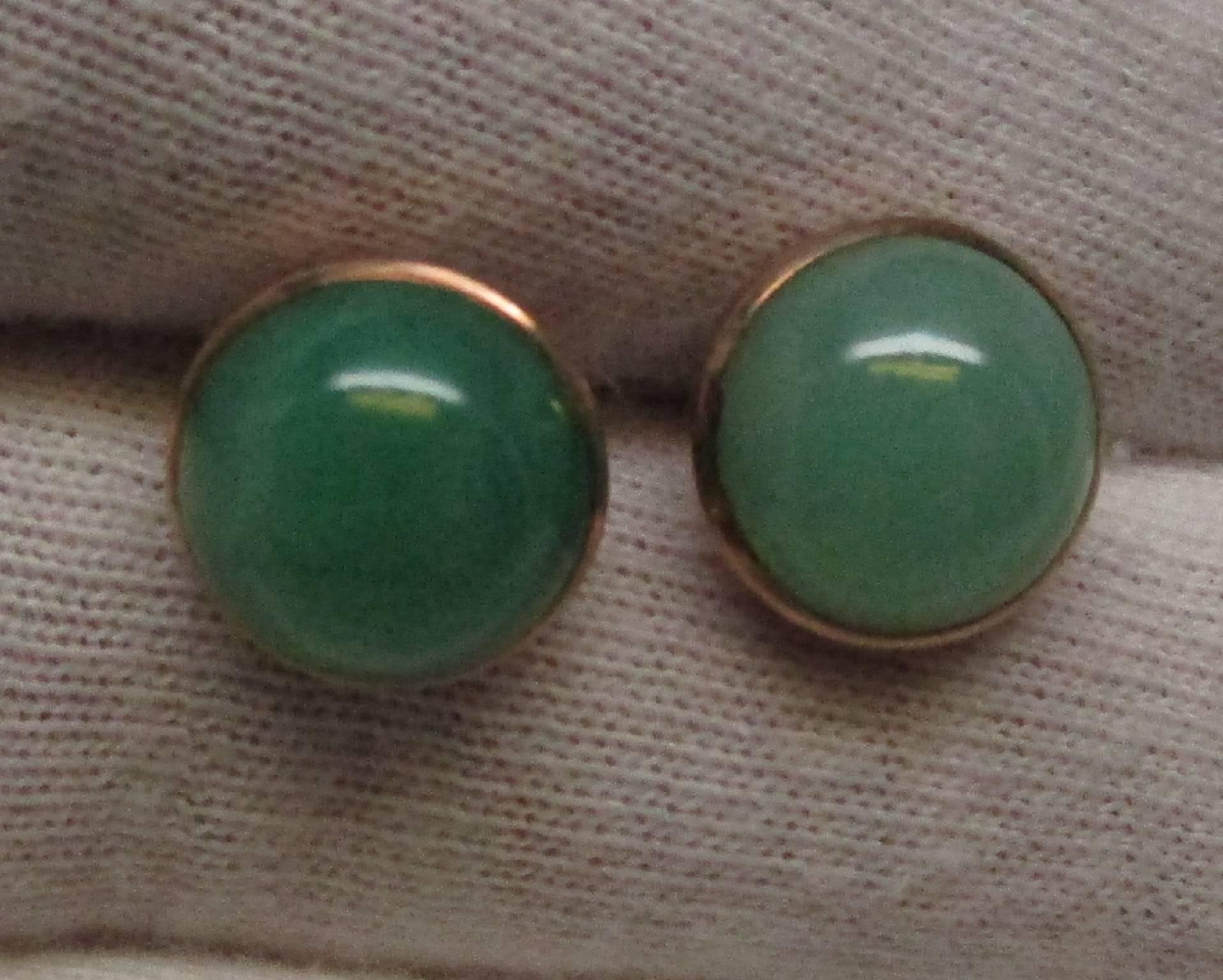 Nephrite JadeYellow Gold Cufflinks at 1stDibs