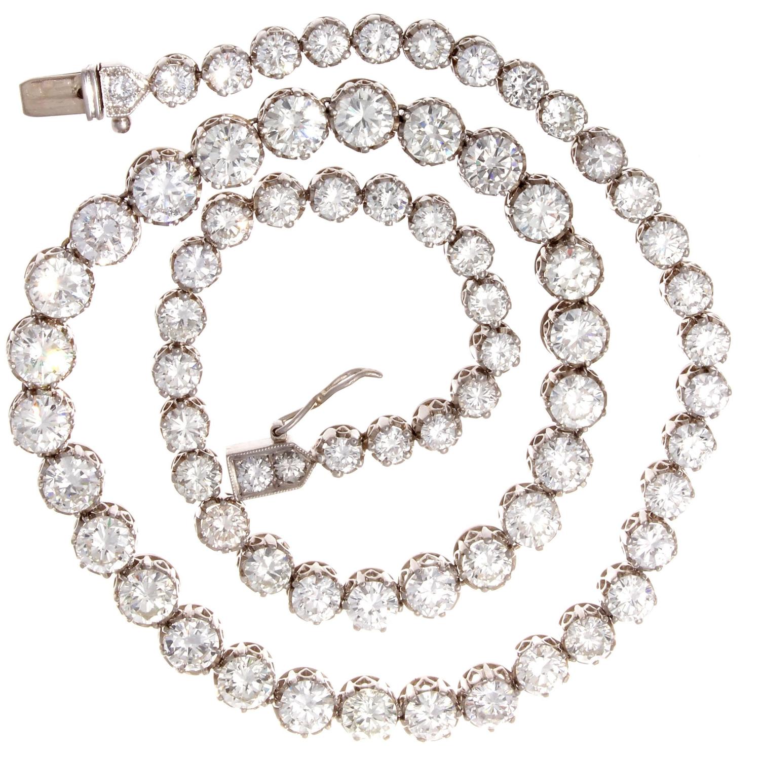 Diamond Platinum Necklace For Sale at 1stdibs