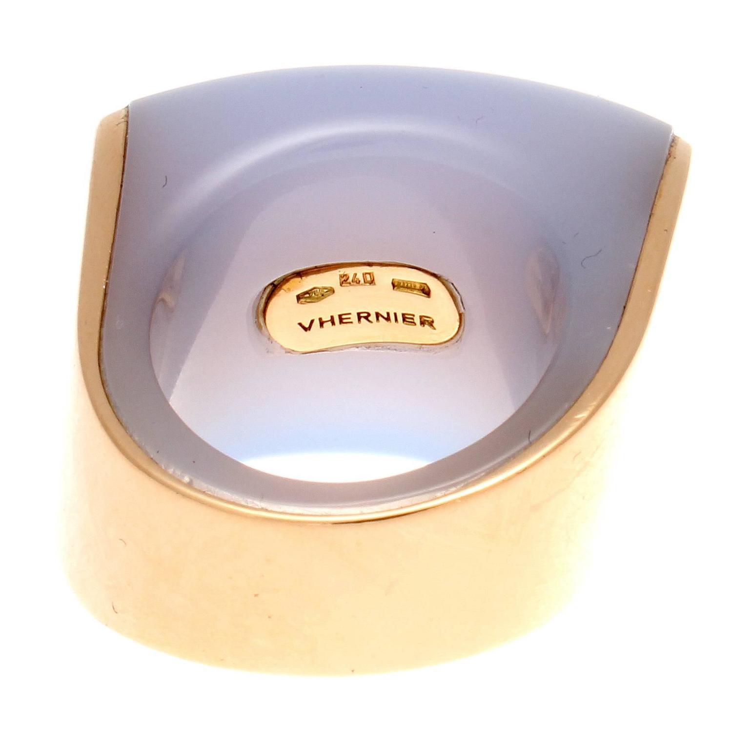 Vhernier Chalcedony Gold Plateau Ring For Sale at 1stdibs
