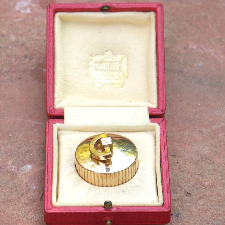Cartier London Gold Pill Box at 1stDibs | cartier pill box