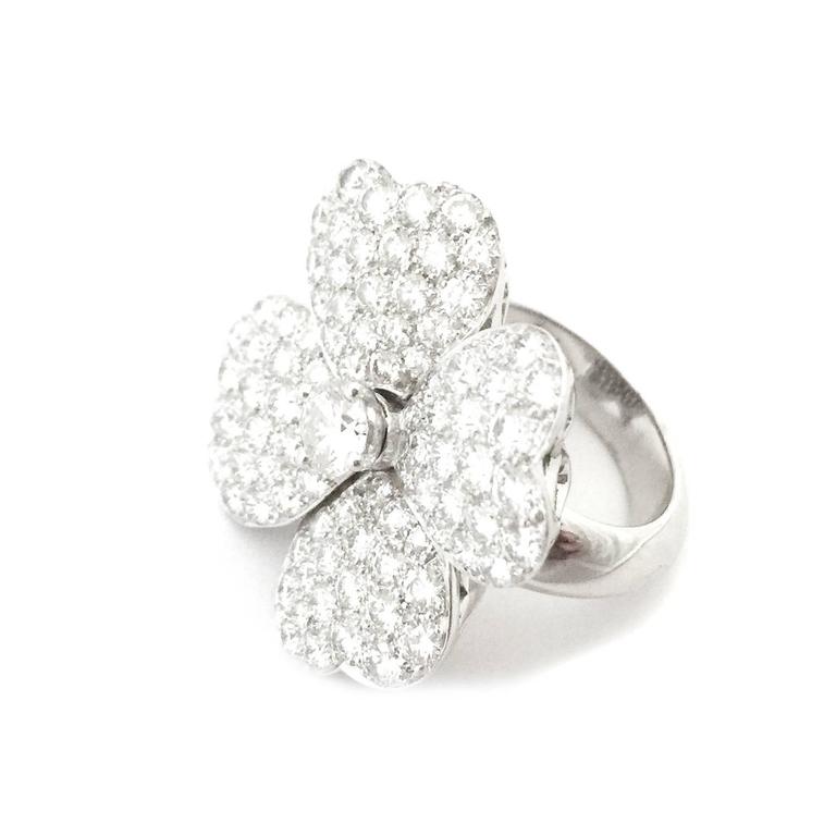 Van Cleef and Arpels Cosmos Collection Brilliant Diamonds Gold Ring at ...