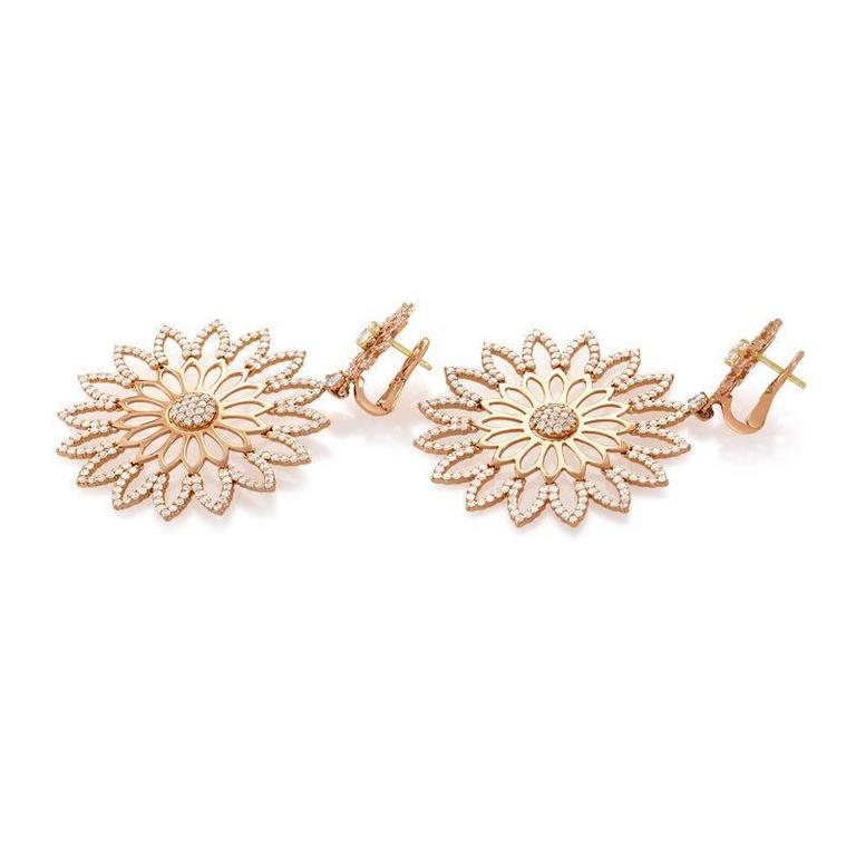 Crivelli 4.69 Carats Diamonds Gold Cutout Flower Earrings For Sale at ...