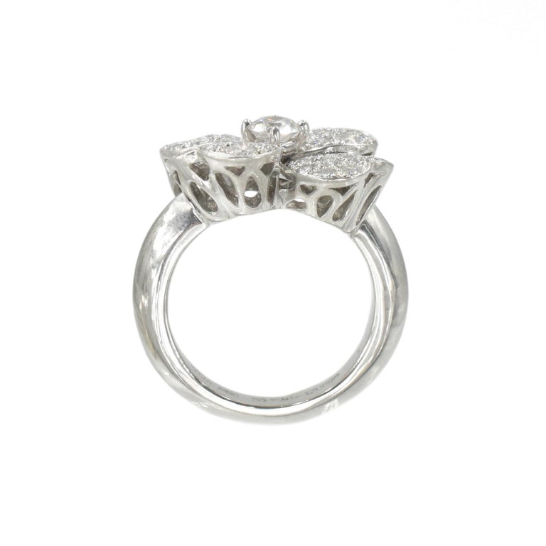 Van Cleef and Arpels Diamond 'Cosmos' Medium Ring For Sale at 1stDibs