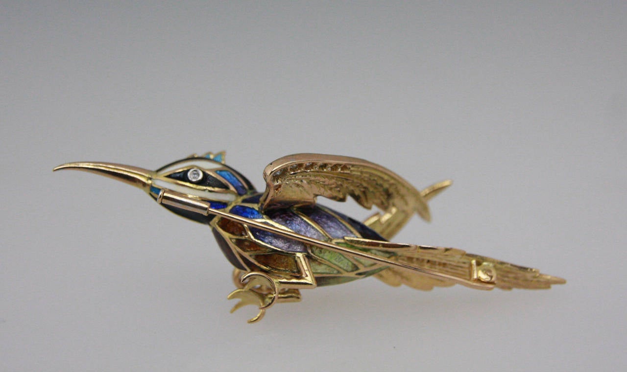 1960's Enamel, Diamond and Gold Hummingbird Brooch For Sale at 1stdibs