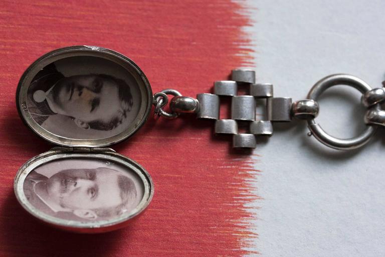 Victorian Sterling Silver Collar and Locket For Sale at 1stDibs