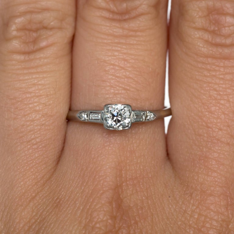.35 Carat Platinum Diamond Engagement Ring For Sale at 1stDibs