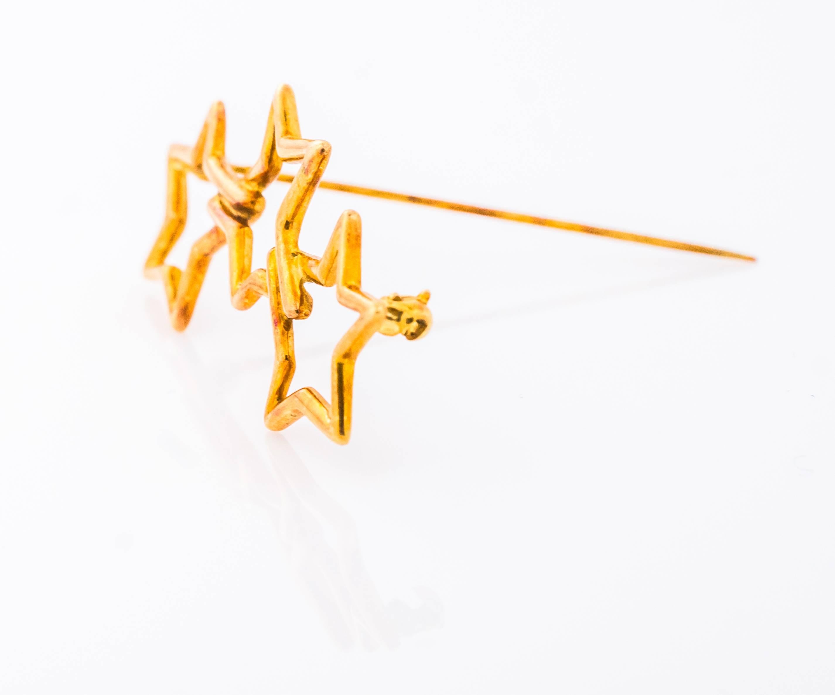 Tiffany and Co. 18K Gold Three Star Brooch Pin For Sale at 1stDibs