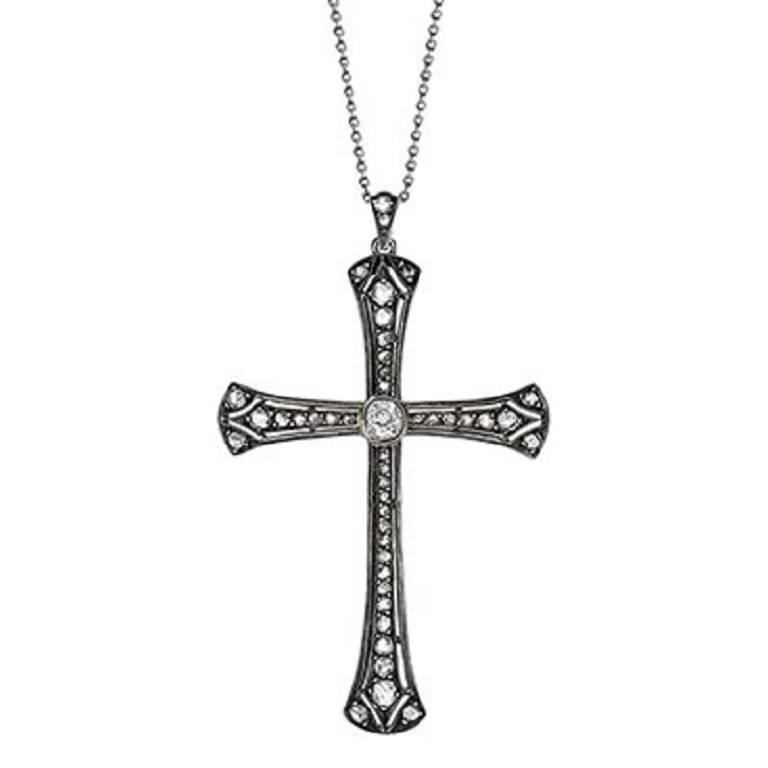 Rose cut grain set diamond cross For Sale at 1stDibs
