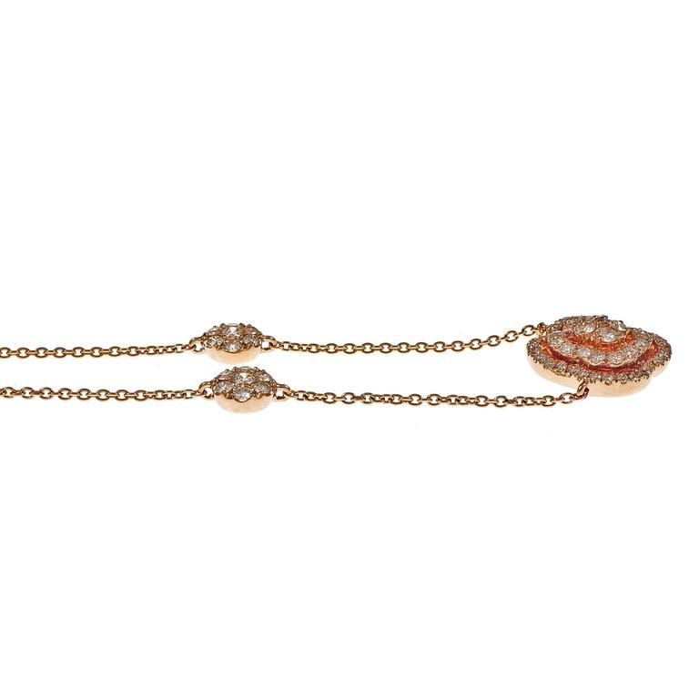 Diamond Cluster Rose Gold Pendant Necklace For Sale at 1stDibs