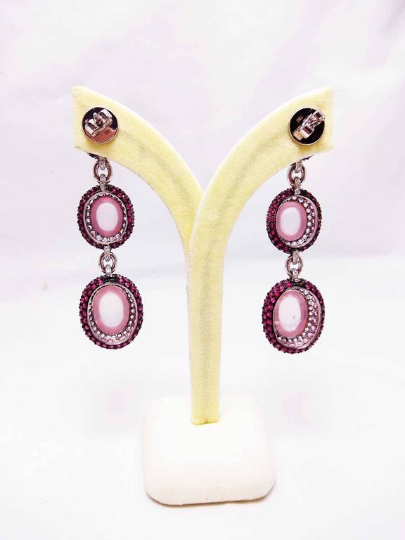 18 Karat White Gold Pink Sapphire Ruby Rose Quartz White Gold Oval ...