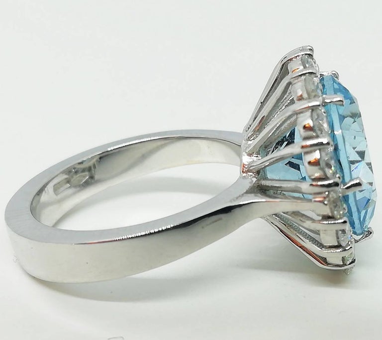 5.98 Carat Brilliant Cut Brazilian Aquamarine Diamond Cocktail ...
