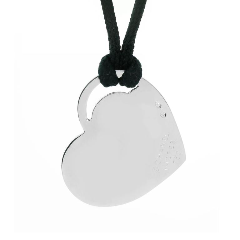 Chanel Camellia Heart Diamond Necklace at 1stDibs | chanel camellia ...