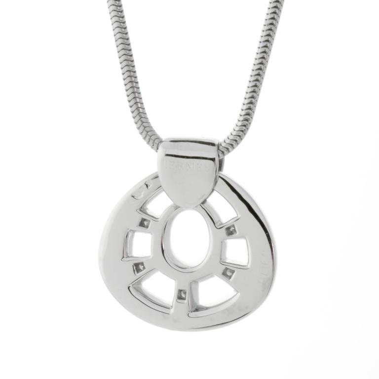 Hermes Diamond Pendant White Gold Necklace For Sale at 1stDibs | hermes ...