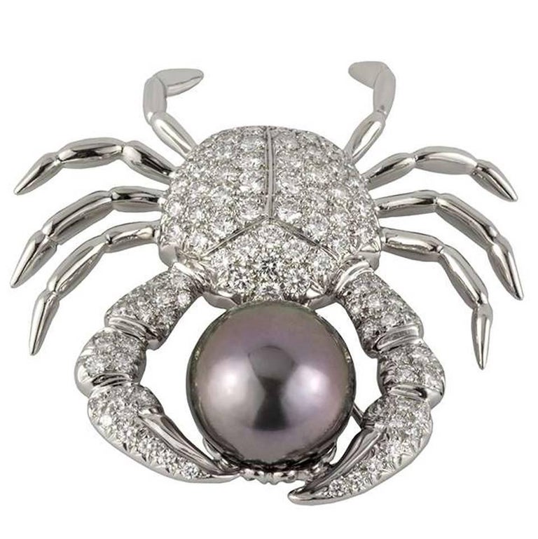 Tiffany and Co. Crab Brooch in Diamond and Pearl 2.70 Carat at 1stDibs