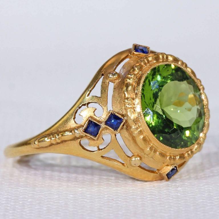 Stunning Austrian Art Deco Peridot Gold Ring For Sale at 1stDibs