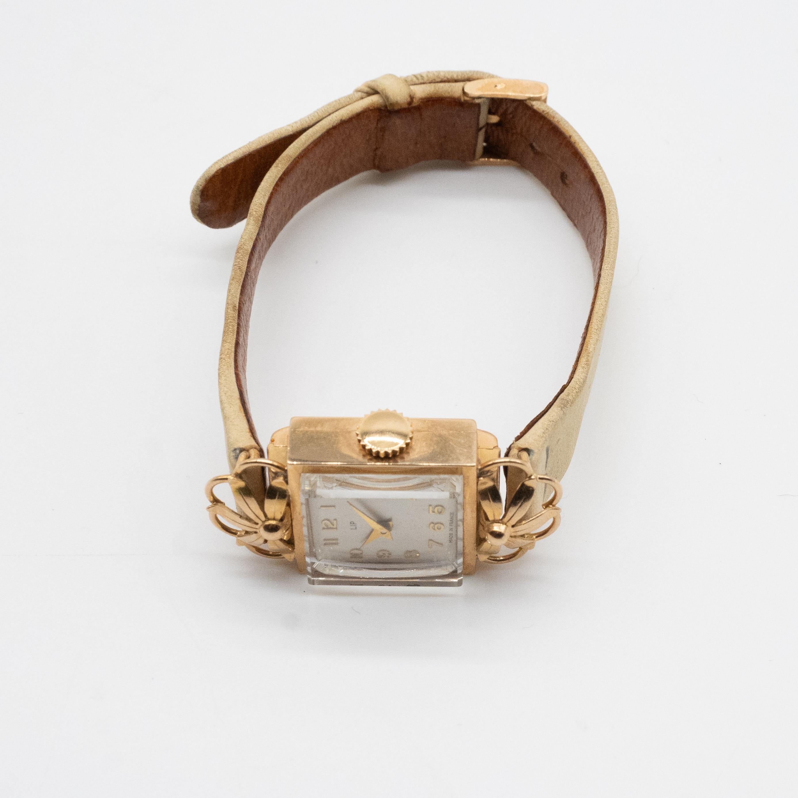 Lip Watch 18-Carats Gold For Sale at 1stDibs