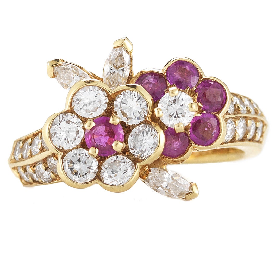 Van Cleef and Arpels Ruby Diamond Ring at 1stDibs | van cleef ruby ring