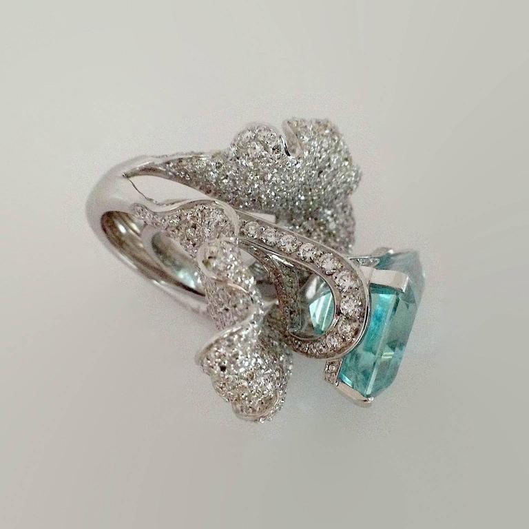 Cocktail 17.84 Carat Aquamarine White Diamond 18Kt Gold Two in One Ring ...