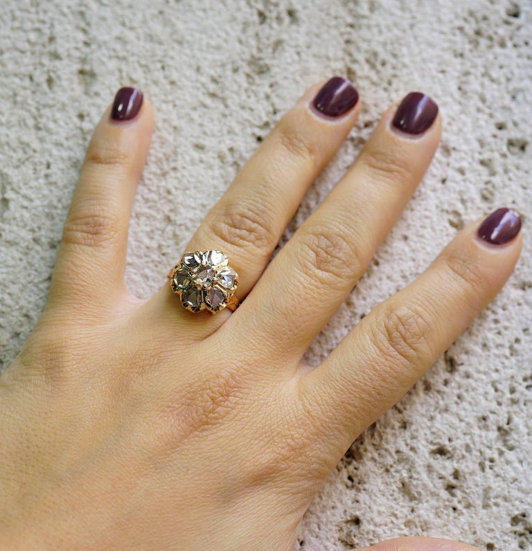 Victorian 2.0 Carat Rose Cut Diamond Rare Cluster Ring For Sale at 1stDibs