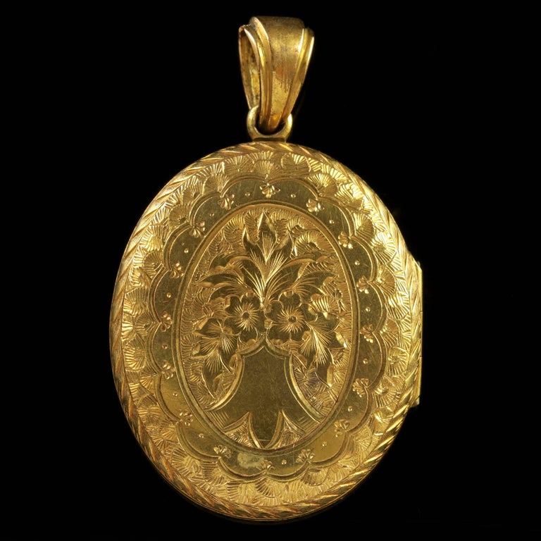 Antique Victorian Solid Gold Locket, circa 1870 at 1stDibs | solid gold ...