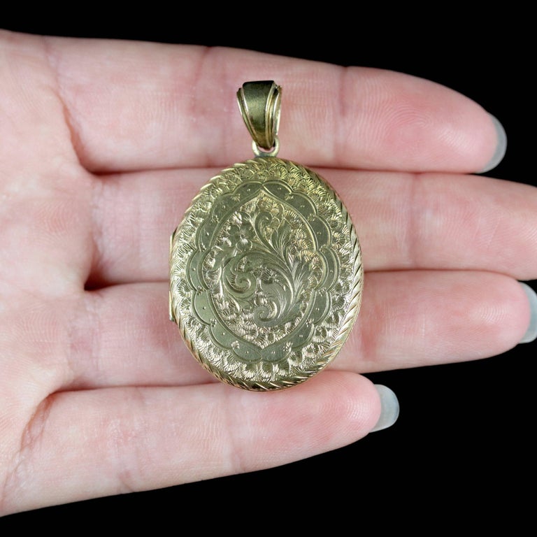 Antique Victorian Solid Gold Locket, circa 1870 at 1stDibs | solid gold ...