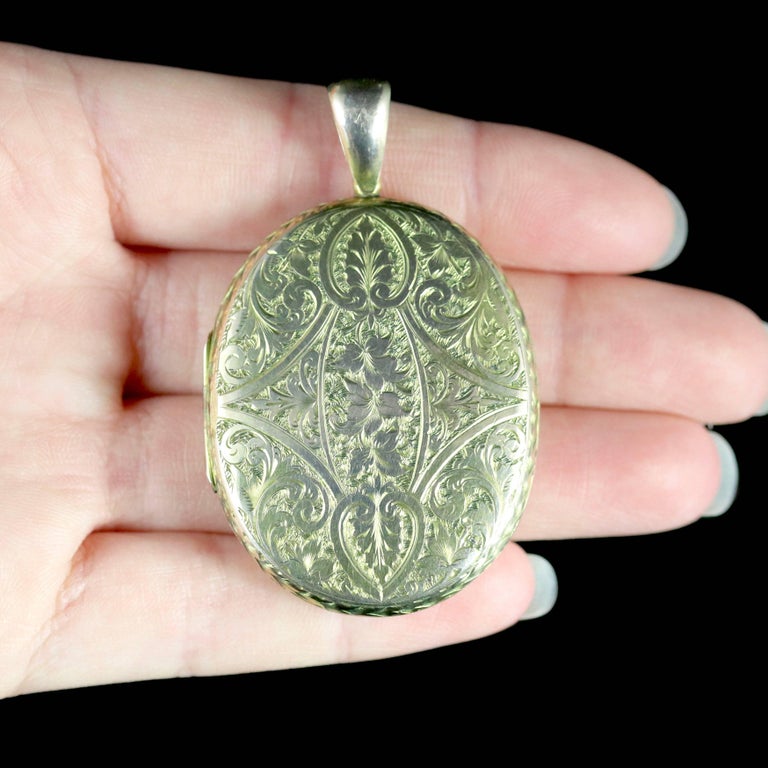 Antique Victorian Large Gold Mourning Locket, circa 1880 at 1stDibs ...