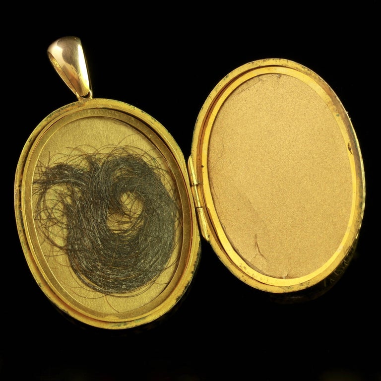 Antique Victorian Large Gold Mourning Locket, circa 1880 at 1stDibs ...