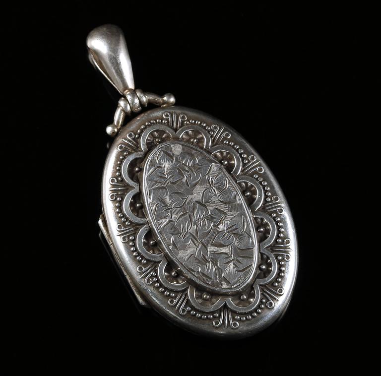 Antique Victorian Silver Locket 1880 Birmingham For Sale at 1stdibs