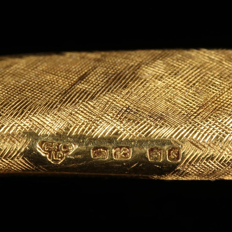 Vintage 18 Carat Gold Golf Club Brooch Garrard, 1973 at 1stDibs