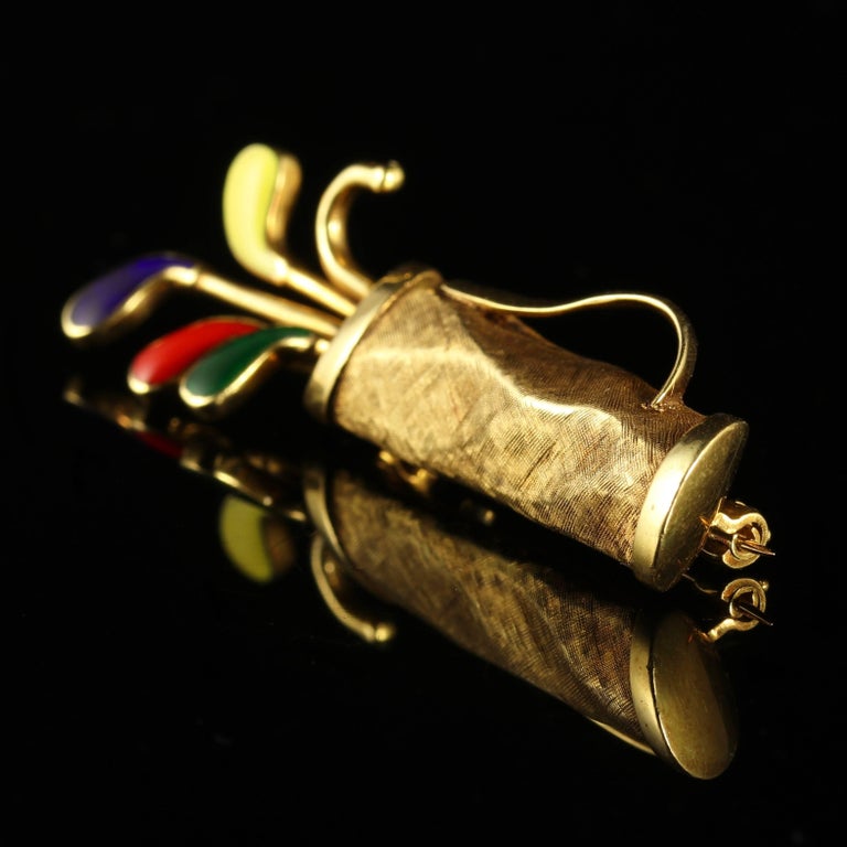 Vintage 18 Carat Gold Golf Club Brooch Garrard, 1973 at 1stDibs