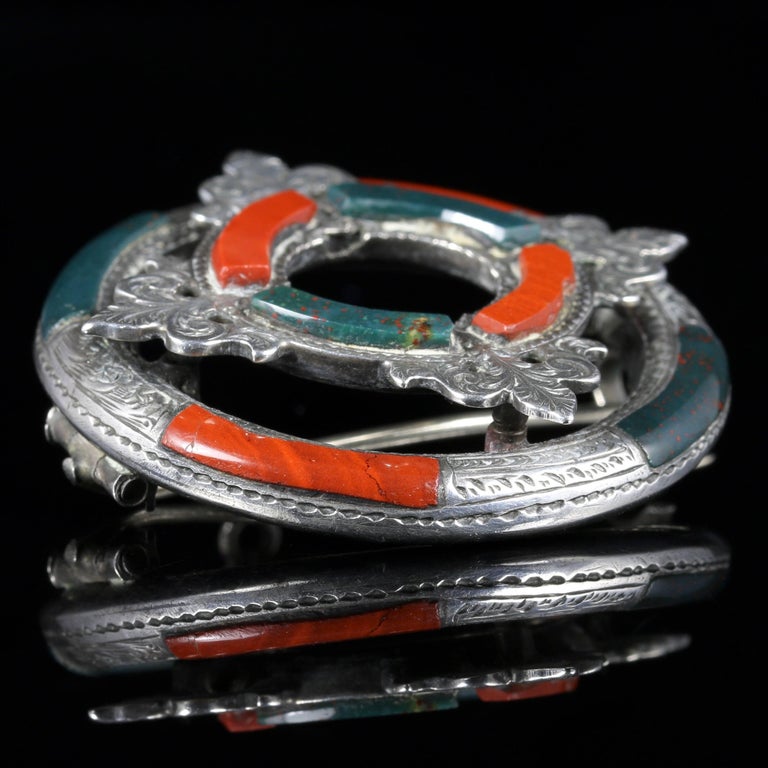 Victorian Scottish Agate Brooch Beautiful Detail, circa 1900 For Sale ...