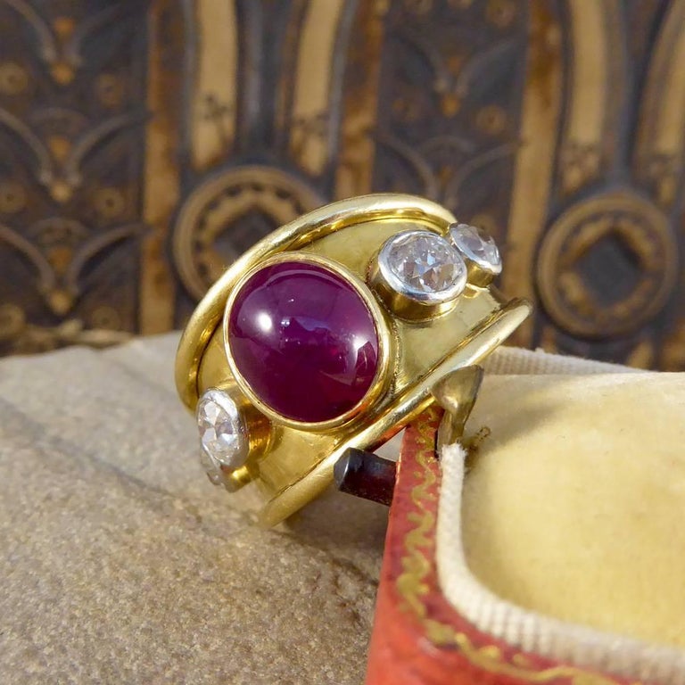 Vintage 1970s Ruby Cabochon and Diamond Ring in 18 Carat Gold at 1stDibs