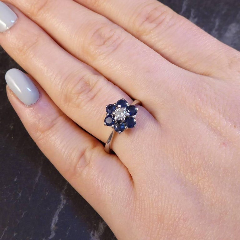 Graff Sapphire and Diamond Cluster 18 Carat White Gold Ring at 1stDibs