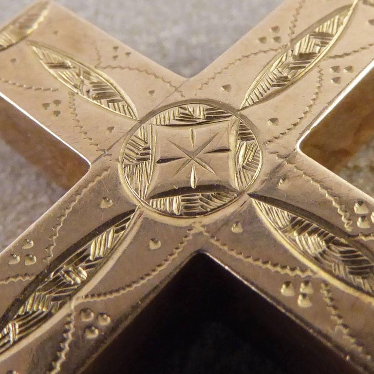 Antique Detailed Engraved Cross Pendant in 9 Carat Gold at 1stDibs