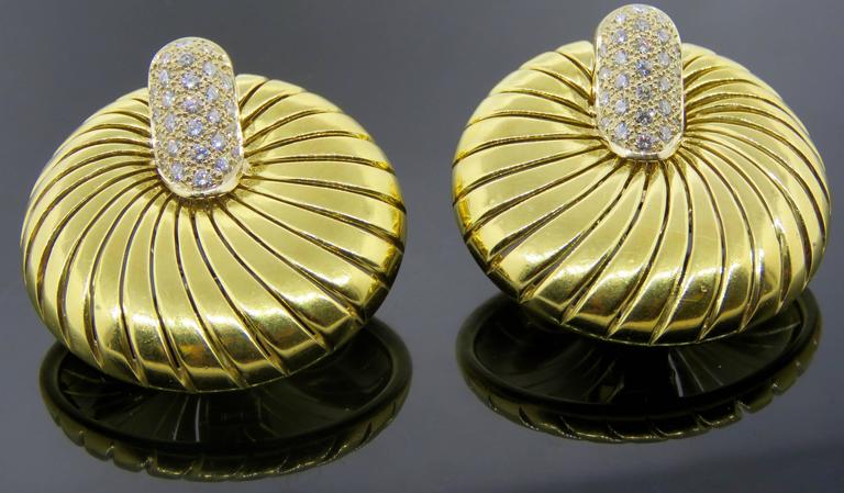 Demner 18K Yellow Gold Diamond Sea Shell Earrings For Sale at 1stDibs