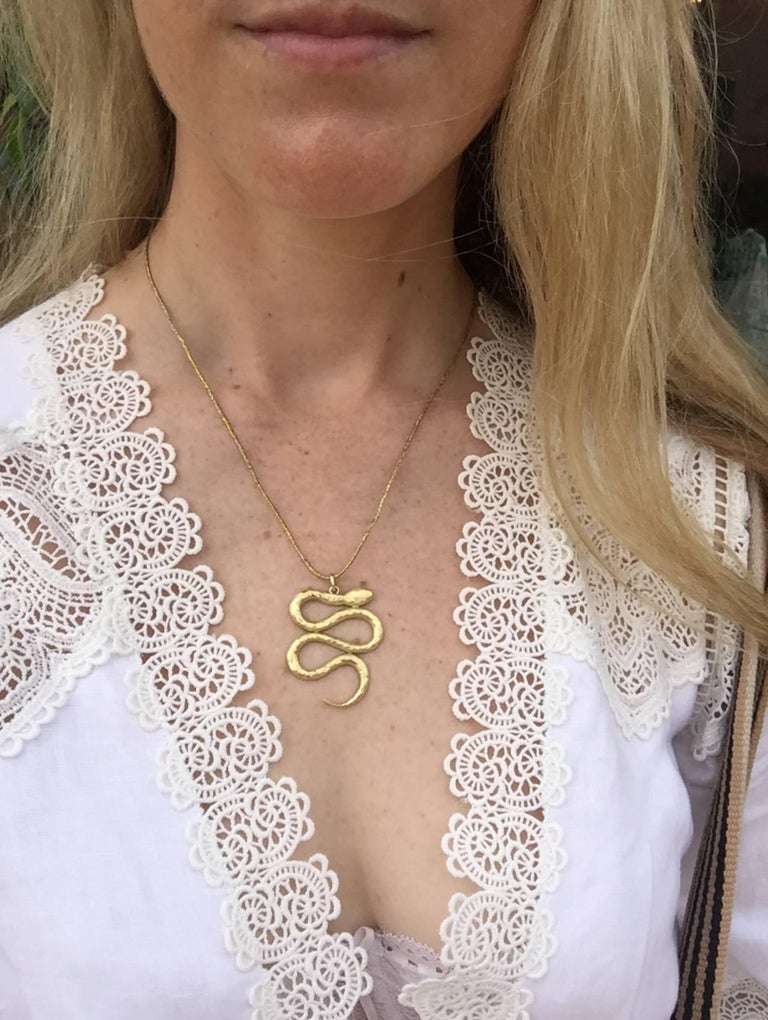 Snake Serpenti Gold Necklace For Sale at 1stDibs