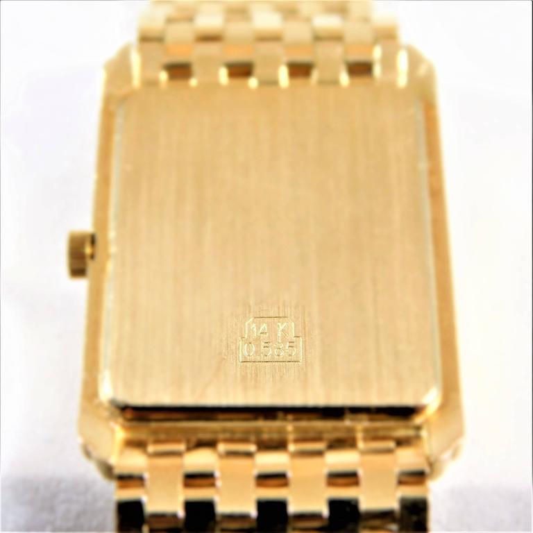 Genève yellow Gold Vintage Luxury quartz Wristwatch, circa 1980 For ...
