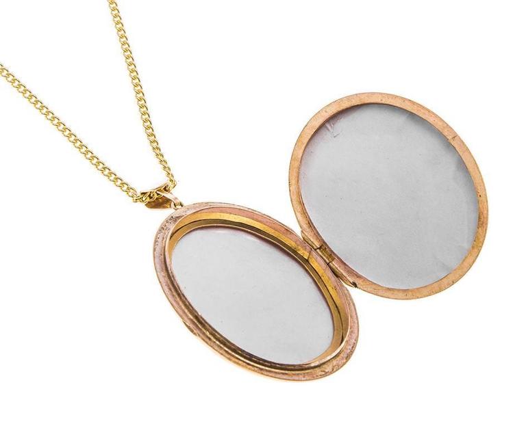 Vintage 9 Carat Gold Large Oval Locket at 1stDibs | 9 carat gold locket ...