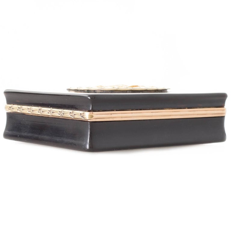Tortoiseshell Gold Regency Snuff Box For Sale at 1stDibs