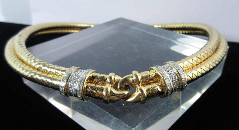 Diamond Yellow Gold Column Necklace For Sale (Free Shipping) at 1stDibs
