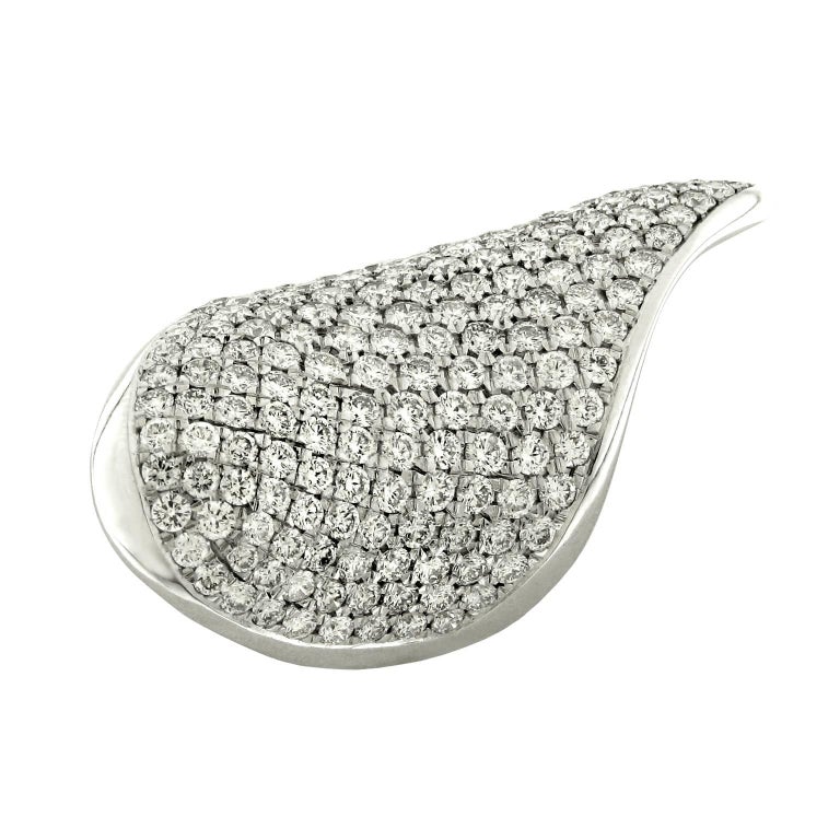 Gavello Iconic White Gold Diamond Pavé Wing Ring For Sale at 1stDibs