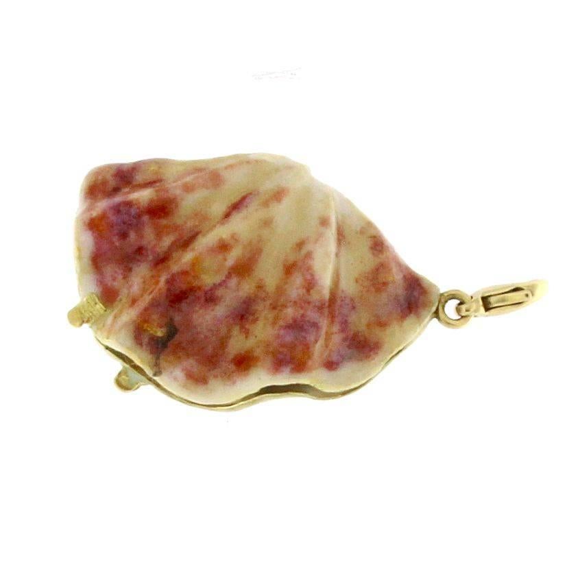 Palm-Shaped Paddle-Shaped Enamelled Shell Pill Box in 18 Karat Gold For ...