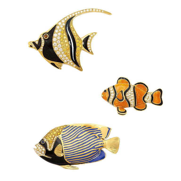 Contemporary Gold and Enamel Tropical Fish Brooches For Sale at 1stDibs